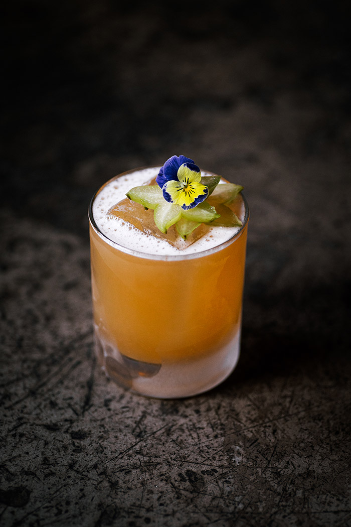 Gate H11 Kallio - Rento ja mukava cocktail-baari Helsingissä